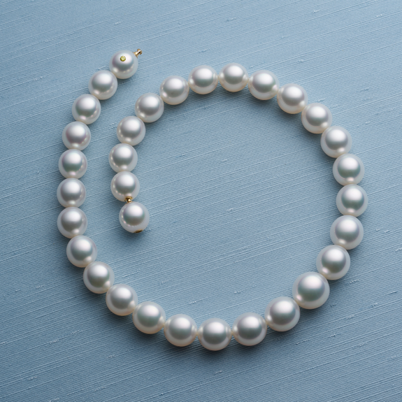 Paspaley Pearl Strands